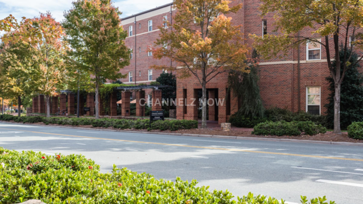 UNC Student Death Under Investigation at Chapel Hill Residence Hall ...